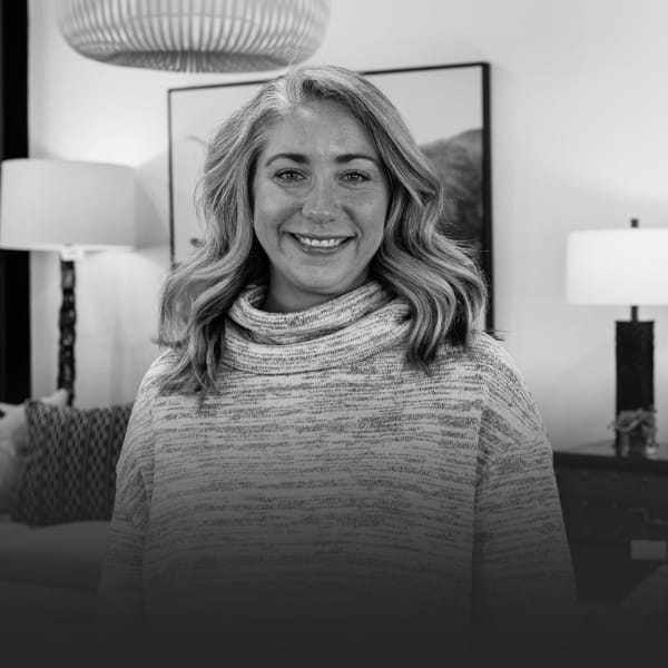 Lisa Yates - The Pinnacle Companies